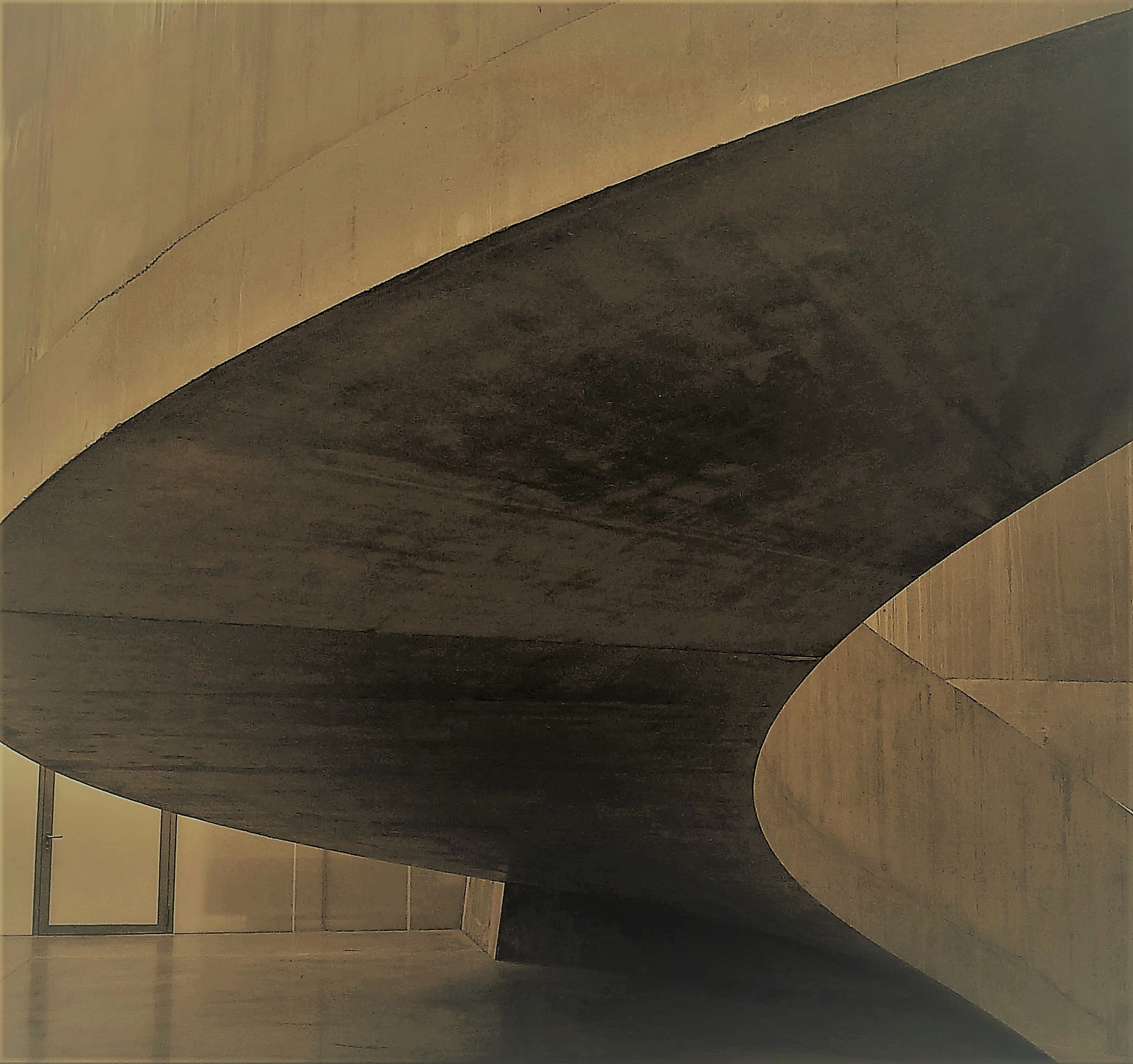 4. tate modern stairs (1) - City of London College